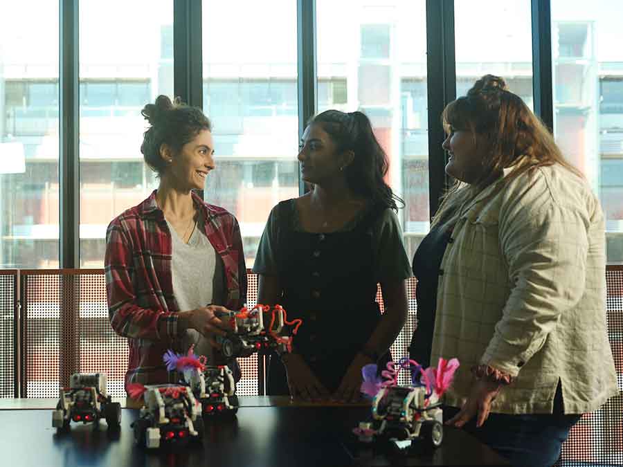 Diversity and Inclusion | School of Electrical and Mechanical ...